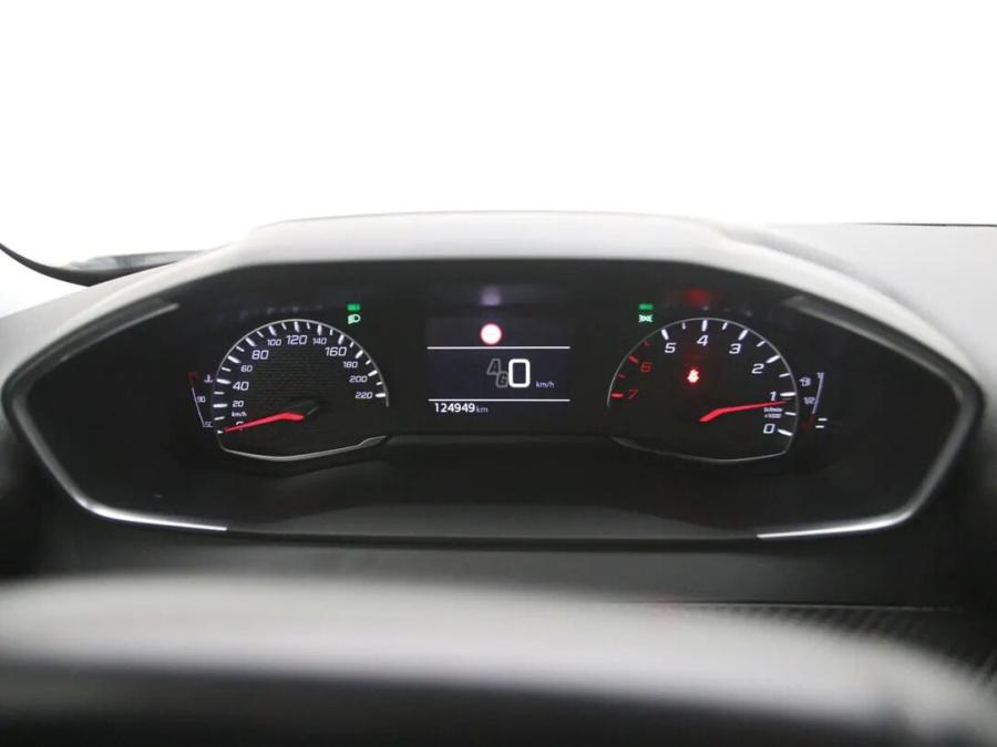 Balts Peugeot 2008 2021 Viļņa, ar dzinēja tilpumu 1.20 L un nobraukumu 125 tūkst. km par 11799 €, foto 20 vietnē AUTOMOTO.COM.LV