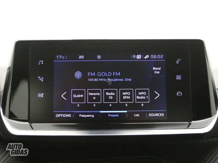 Balts Peugeot 2008 2021 Viļņa, ar dzinēja tilpumu 1.20 L un nobraukumu 125 tūkst. km par 11799 €, foto 23 vietnē AUTOMOTO.COM.LV