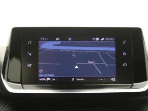 Balts Peugeot 2008 2021 Viļņa, ar dzinēja tilpumu 1.20 L un nobraukumu 125 tūkst. km par 11799 €, foto 25 vietnē AUTOMOTO.COM.LV