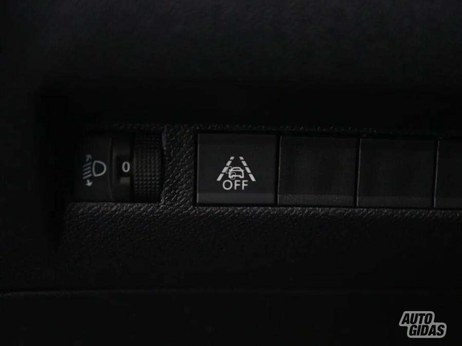 Balts Peugeot 2008 2021 Viļņa, ar dzinēja tilpumu 1.20 L un nobraukumu 125 tūkst. km par 11799 €, foto 31 vietnē AUTOMOTO.COM.LV