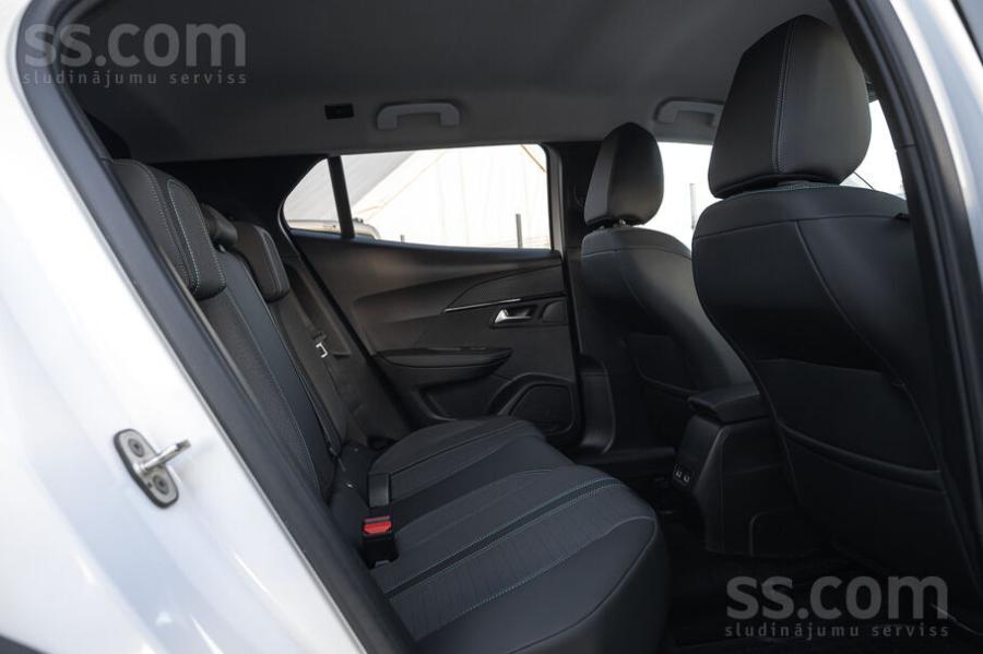 Balts Peugeot 2008 2021 Jelgava, ar dzinēja tilpumu 1.20 L un nobraukumu 105 tūkst. km par 10990 €, foto 11 vietnē AUTOMOTO.COM.LV