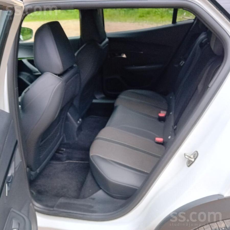 White Peugeot 2008 2021 in Tukums, with an engine capacity of 1.50 L and mileage of 65 thousand km for 15500 €, photo 13 on AUTOMOTO.COM.LV