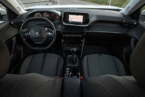 Balts Peugeot 2008 2021 Jelgava, ar dzinēja tilpumu 1.20 L un nobraukumu 105 tūkst. km par 10990 €, foto 12 vietnē AUTOMOTO.COM.LV
