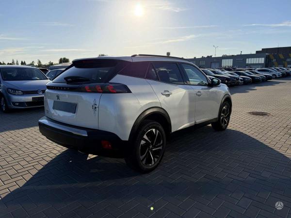 White Peugeot 2008 2021 in Taurage, with an engine capacity of 1.50 L and mileage of 224 thousand km for 10700 €, photo 9 on AUTOMOTO.COM.LV