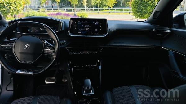Balts Peugeot 2008 2021 Liepāja, ar dzinēja tilpumu 1.50 L un nobraukumu 37 tūkst. km par 19000 €, foto 8 vietnē AUTOMOTO.COM.LV