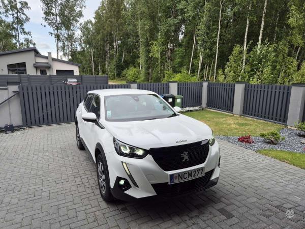 Balts Peugeot 2008 2021 Šauļi, ar dzinēja tilpumu 1.50 L un nobraukumu 219 tūkst. km par 8900 €, foto 1 vietnē AUTOMOTO.COM.LV