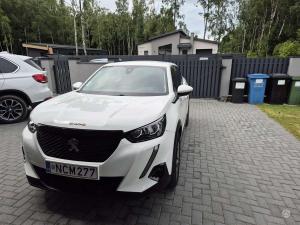 Balts Peugeot 2008 2021 Šauļi, ar dzinēja tilpumu 1.50 L un nobraukumu 219 tūkst. km par 8900 €, foto 4 vietnē AUTOMOTO.COM.LV