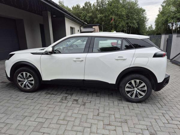 Balts Peugeot 2008 2021 Šauļi, ar dzinēja tilpumu 1.50 L un nobraukumu 219 tūkst. km par 8900 €, foto 5 vietnē AUTOMOTO.COM.LV