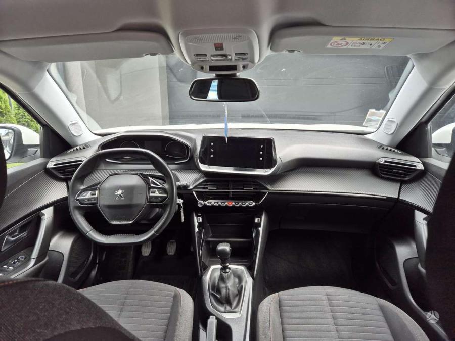 Balts Peugeot 2008 2021 Šauļi, ar dzinēja tilpumu 1.50 L un nobraukumu 219 tūkst. km par 8900 €, foto 15 vietnē AUTOMOTO.COM.LV