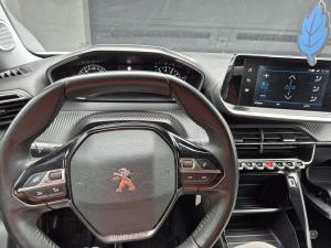 Balts Peugeot 2008 2021 Šauļi, ar dzinēja tilpumu 1.50 L un nobraukumu 219 tūkst. km par 8900 €, foto 16 vietnē AUTOMOTO.COM.LV