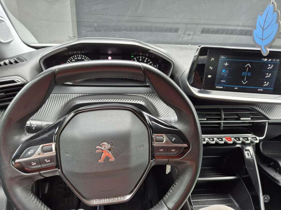 Balts Peugeot 2008 2021 Šauļi, ar dzinēja tilpumu 1.50 L un nobraukumu 219 tūkst. km par 8900 €, foto 16 vietnē AUTOMOTO.COM.LV