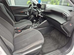 Balts Peugeot 2008 2021 Šauļi, ar dzinēja tilpumu 1.50 L un nobraukumu 219 tūkst. km par 8900 €, foto 17 vietnē AUTOMOTO.COM.LV