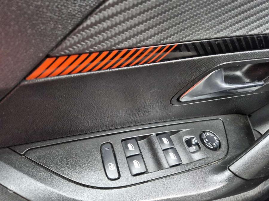Balts Peugeot 2008 2021 Šauļi, ar dzinēja tilpumu 1.50 L un nobraukumu 219 tūkst. km par 8900 €, foto 22 vietnē AUTOMOTO.COM.LV
