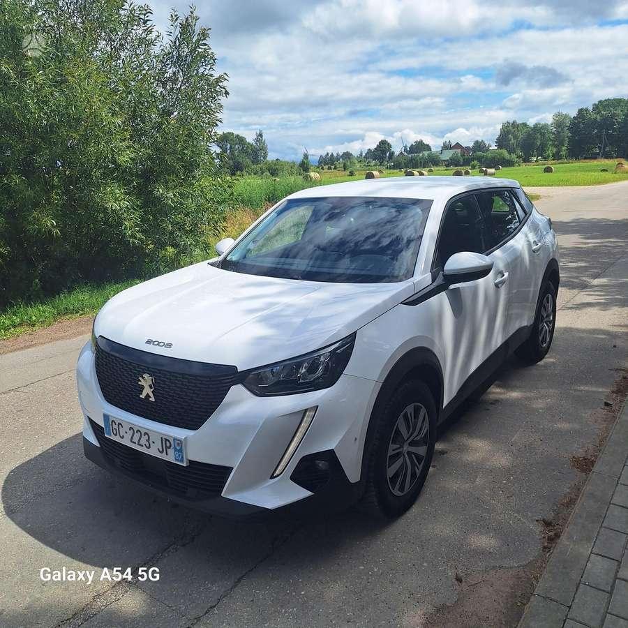 White Peugeot 2008 2021 in Taurage, with an engine capacity of 1.50 L and mileage of 197 thousand km for 10999 €, photo 4 on AUTOMOTO.COM.LV
