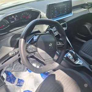 White Peugeot 2008 2021 in Taurage, with an engine capacity of 1.50 L and mileage of 197 thousand km for 10999 €, photo 8 on AUTOMOTO.COM.LV