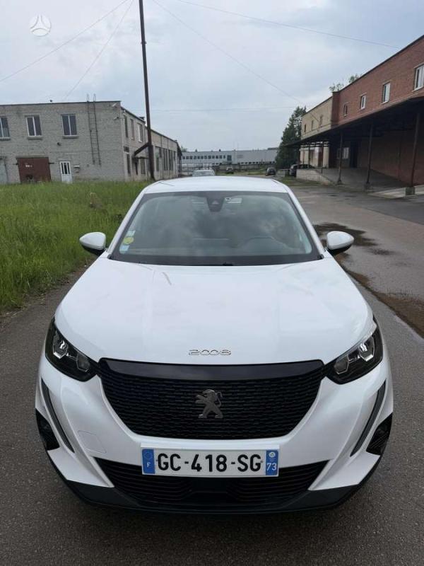Balts Peugeot 2008 2021 Alīta, ar dzinēja tilpumu 1.50 L un nobraukumu 219 tūkst. km par 10700 €, foto 3 vietnē AUTOMOTO.COM.LV