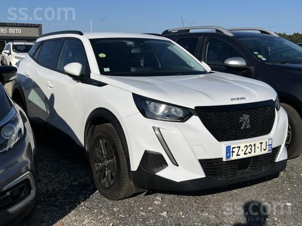 White Peugeot 2008 2021 in Jelgava, with an engine capacity of 1.50 L and mileage of 0 thousand km for 10500 €, photo 3 on AUTOMOTO.COM.LV