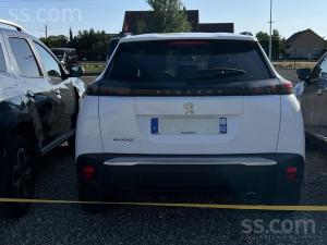 White Peugeot 2008 2021 in Jelgava, with an engine capacity of 1.50 L and mileage of 0 thousand km for 10500 €, photo 6 on AUTOMOTO.COM.LV