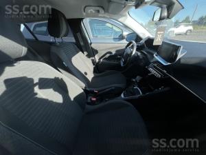 White Peugeot 2008 2021 in Jelgava, with an engine capacity of 1.50 L and mileage of 0 thousand km for 10500 €, photo 8 on AUTOMOTO.COM.LV
