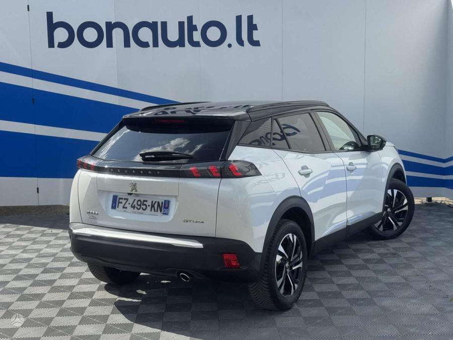 White Peugeot 2008 2021 in Kaunas, with an engine capacity of 1.50 L and mileage of 171 thousand km for 13750 €, photo 4 on AUTOMOTO.COM.LV