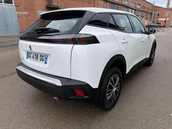 Peugeot 2008 2021 in Alytus on AUTOMOTO.COM.LV White Peugeot 2008 2021 in Alytus, with an engine capacity of 1.50 L and mileage of 219 thousand km for 10900 €, photo 8 on AUTOMOTO.COM.LV