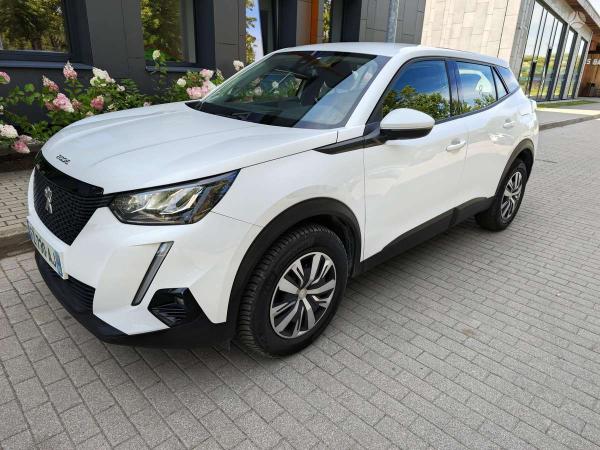 Peugeot 2008 2021 in Taurage on AUTOMOTO.COM.LV White Peugeot 2008 2021 in Taurage, with an engine capacity of 1.50 L and mileage of 180 thousand km for 10700 €, photo 3 on AUTOMOTO.COM.LV