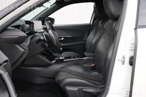 White Peugeot 2008 2021 in Tukums, with an engine capacity of 1.50 L and mileage of 65 thousand km for 15000 €, photo 9 on AUTOMOTO.COM.LV