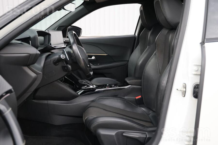 White Peugeot 2008 2021 in Tukums, with an engine capacity of 1.50 L and mileage of 65 thousand km for 15000 €, photo 9 on AUTOMOTO.COM.LV