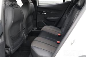 White Peugeot 2008 2021 in Tukums, with an engine capacity of 1.50 L and mileage of 65 thousand km for 15000 €, photo 12 on AUTOMOTO.COM.LV