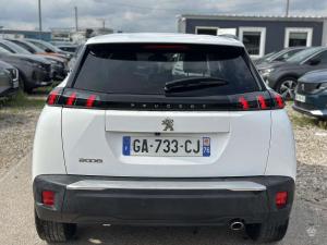 White Peugeot 2008 2021 in Vilnius, with an engine capacity of 1.50 L and mileage of 190 thousand km for 11978 €, photo 6 on AUTOMOTO.COM.LV