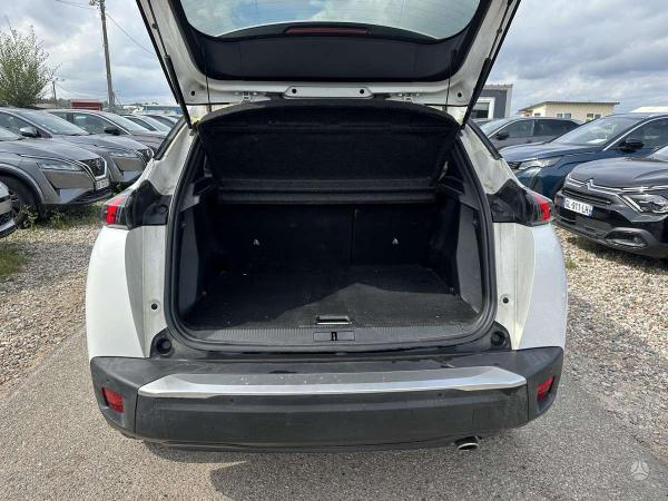 Peugeot 2008 2021 Viļņa vietnē Balts Peugeot 2008 2021 Viļņa, ar dzinēja tilpumu 1.50 L un nobraukumu 190 tūkst. km par 11978 €, foto 7 vietnē AUTOMOTO.COM.LV