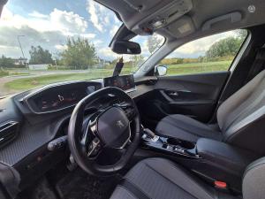 White Peugeot 2008 2021 in Vilnius, with an engine capacity of 1.50 L and mileage of 218 thousand km for 11200 €, photo 17 on AUTOMOTO.COM.LV