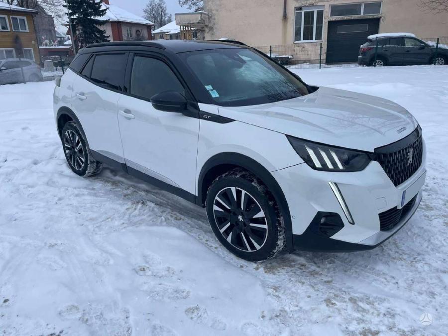 White Peugeot 2008 2022 in Taurage, with an engine capacity of 1.50 L and mileage of 328 thousand km for 11500 €, photo 1 on AUTOMOTO.COM.LV