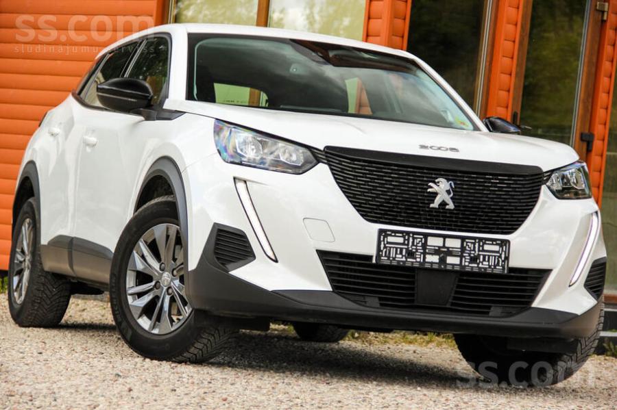 White Peugeot 2008 2022 in Tukums, with an engine capacity of 1.50 L and mileage of 179 thousand km for 10490 €, photo 1 on AUTOMOTO.COM.LV