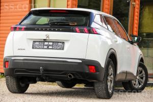 White Peugeot 2008 2022 in Tukums, with an engine capacity of 1.50 L and mileage of 179 thousand km for 10490 €, photo 5 on AUTOMOTO.COM.LV
