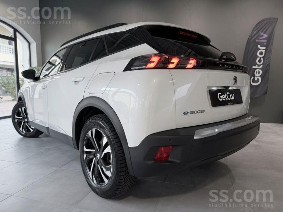 Balts Peugeot 2008 2022 Rīga, ar dzinēja tilpumu 0.00 L un nobraukumu 4 tūkst. km par 22000 €, foto 10 vietnē AUTOMOTO.COM.LV