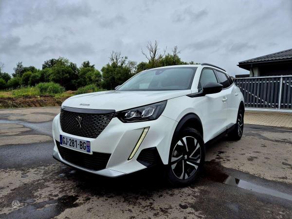 White Peugeot 2008 2022 in Vilnius, with an engine capacity of 1.50 L and mileage of 139 thousand km for 13300 €, photo 1 on AUTOMOTO.COM.LV