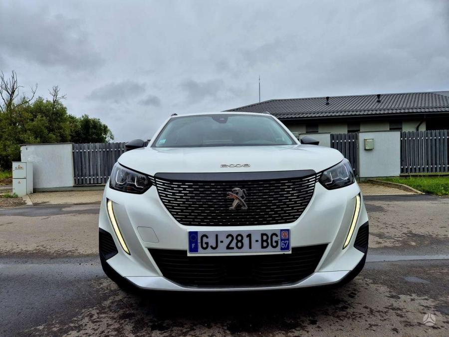 Balts Peugeot 2008 2022 Viļņa, ar dzinēja tilpumu 1.50 L un nobraukumu 139 tūkst. km par 13300 €, foto 14 vietnē AUTOMOTO.COM.LV