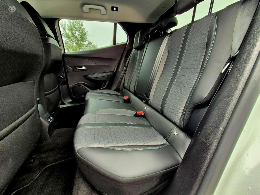 Balts Peugeot 2008 2022 Viļņa, ar dzinēja tilpumu 1.50 L un nobraukumu 139 tūkst. km par 13300 €, foto 20 vietnē AUTOMOTO.COM.LV