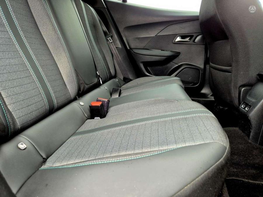 Balts Peugeot 2008 2022 Viļņa, ar dzinēja tilpumu 1.50 L un nobraukumu 139 tūkst. km par 13300 €, foto 25 vietnē AUTOMOTO.COM.LV
