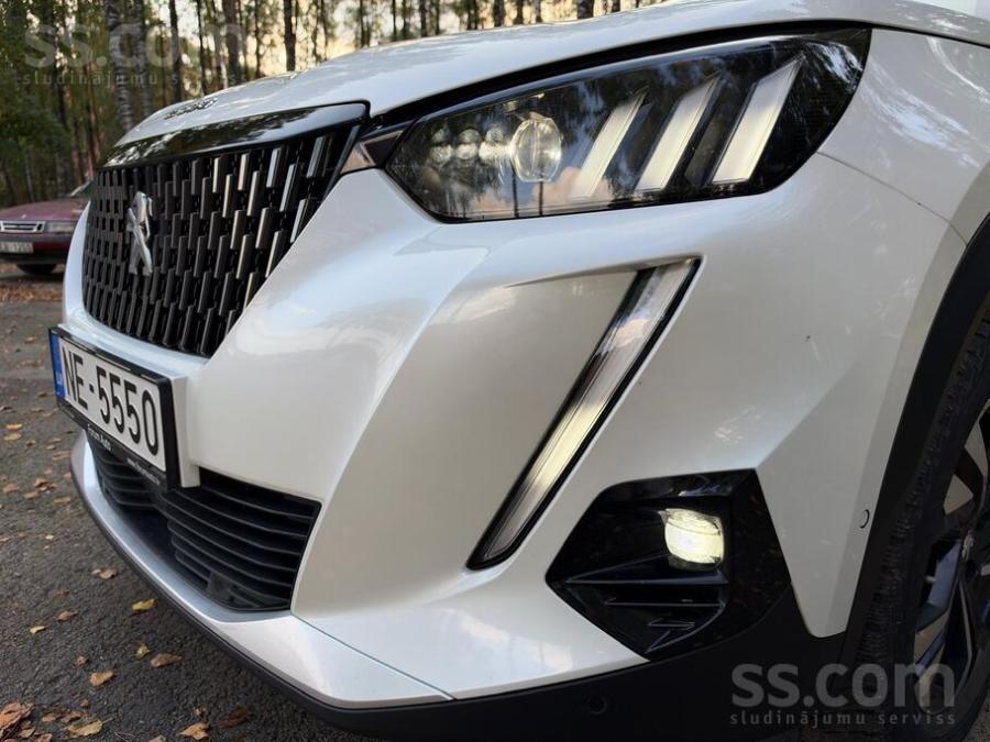 White Peugeot 2008 2022 in Riga, with an engine capacity of 1.50 L and mileage of 91 thousand km for 16500 €, photo 19 on AUTOMOTO.COM.LV