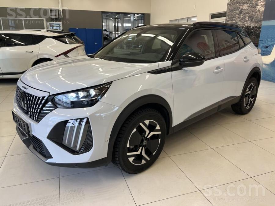 White Peugeot 2008 2023 in Riga, with an engine capacity of 1.50 L and mileage of 21 thousand km for 23900 €, photo 2 on AUTOMOTO.COM.LV