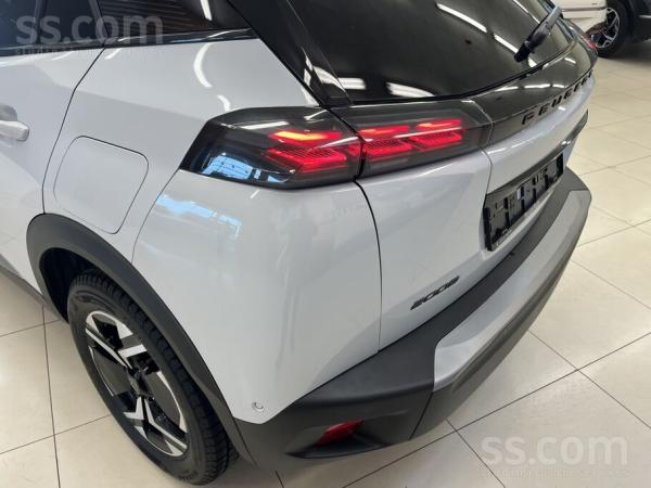 Balts Peugeot 2008 2023 Rīga, ar dzinēja tilpumu 1.50 L un nobraukumu 21 tūkst. km par 24900 €, foto 7 vietnē AUTOMOTO.COM.LV