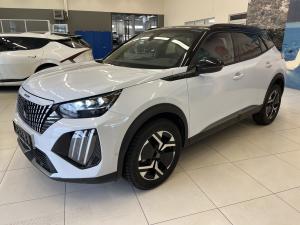 Balts Peugeot 2008 2023 Rīga, ar dzinēja tilpumu 1.50 L un nobraukumu 21 tūkst. km par 2690000 €, foto  vietnē AUTOMOTO.COM.LV