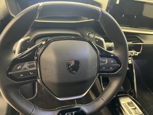 Balts Peugeot 2008 2023 Rīga, ar dzinēja tilpumu 1.50 L un nobraukumu 21 tūkst. km par 2690000 €, foto 12 vietnē AUTOMOTO.COM.LV