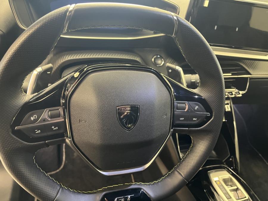 Balts Peugeot 2008 2023 Rīga, ar dzinēja tilpumu 1.50 L un nobraukumu 21 tūkst. km par 2690000 €, foto 12 vietnē AUTOMOTO.COM.LV