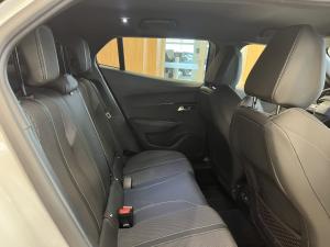 Balts Peugeot 2008 2023 Rīga, ar dzinēja tilpumu 1.50 L un nobraukumu 21 tūkst. km par 2690000 €, foto 22 vietnē AUTOMOTO.COM.LV