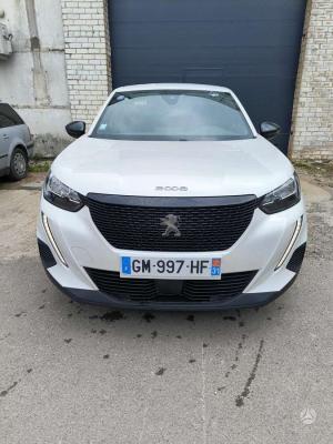 White Peugeot 2008 2023 in Marijampole, with an engine capacity of 1.20 L and mileage of 160 thousand km for 11798 €, photo 4 on AUTOMOTO.COM.LV
