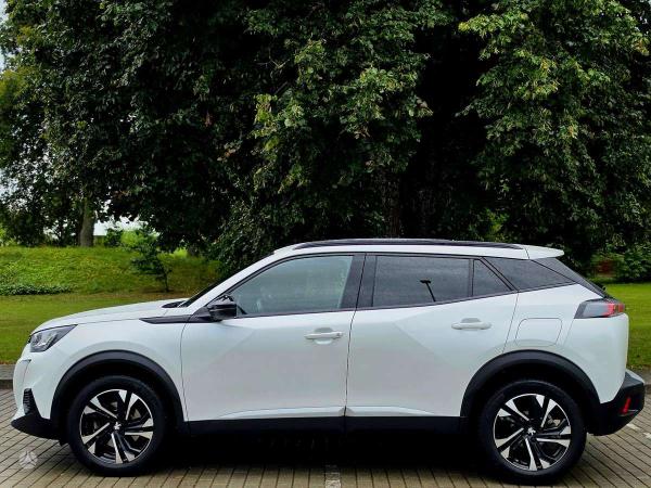 Balts Peugeot 2008 2023 Tauragė, ar dzinēja tilpumu 1.50 L un nobraukumu 184 tūkst. km par 11800 €, foto 4 vietnē AUTOMOTO.COM.LV