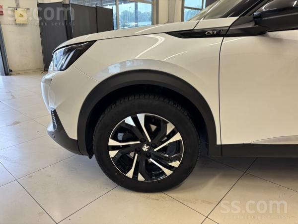 Peugeot 2008 2023 Rīga vietnē Balts Peugeot 2008 2023 Rīga, ar dzinēja tilpumu 1.20 L un nobraukumu 44 tūkst. km par 17500 €, foto 6 vietnē AUTOMOTO.COM.LV